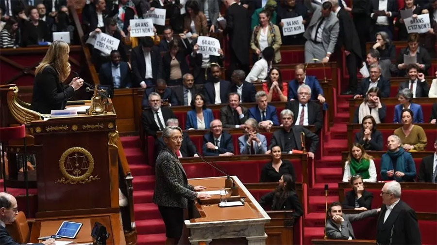 ΕΞΕΛΙΞΕΙΣ ΣΤΗ ΓΑΛΛΙΑ! Η ΜΑΡΙ ΛΕΠΕΝ ΚΑΤΑΘΕΤΕΙ ΠΡΟΤΑΣΗ ΜΟΜΦΗΣ ΚΑΤΑ ΤΗΣ ...