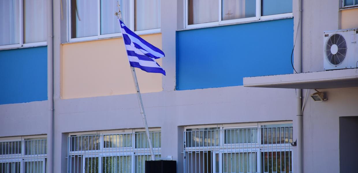 Άνοιξε η πλατφόρμα για εγγραφές – μετεγγραφές σε ΓΕΛ και ΕΠΑΛ: Πώς θα ...