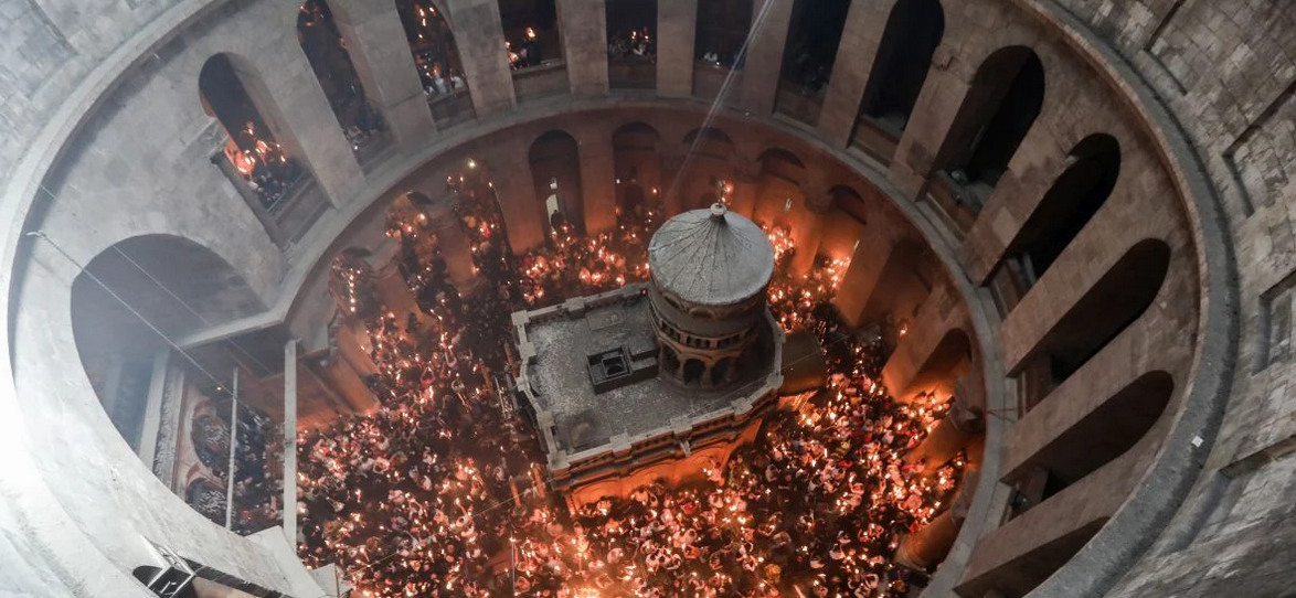 Η τελετή Αφής του Αγίου Φωτός στα Ιεροσόλυμα – Makeleio.gr