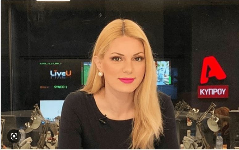 Επικό σαρδάμ on air από παρουσιάστρια – Είπε «έχει… χύσει βαθμούς» και ξέσπασε στα γέλια (βίντεο ...