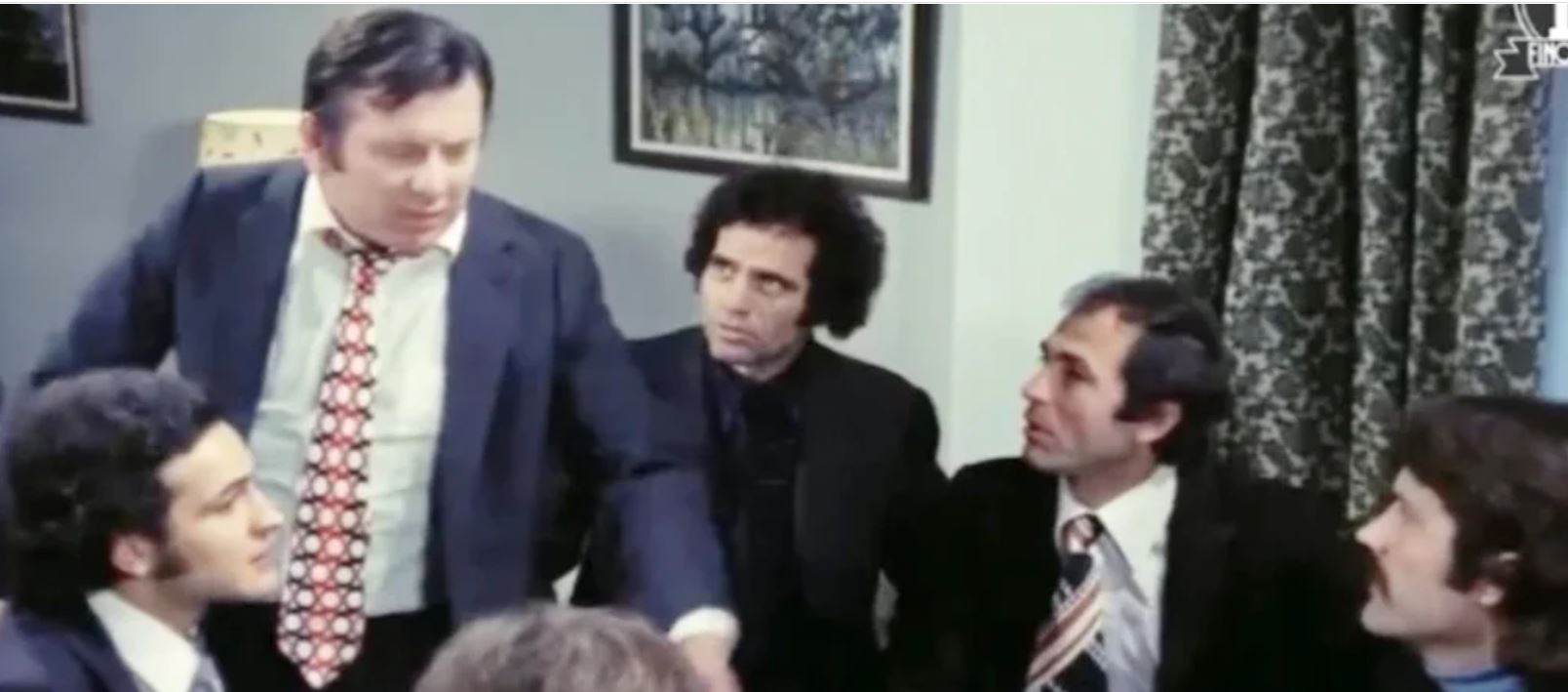 Η Φίνος Φιλμς εύχεται «καλή ψήφο» με αξέχαστες ατάκες από ελληνικές ...