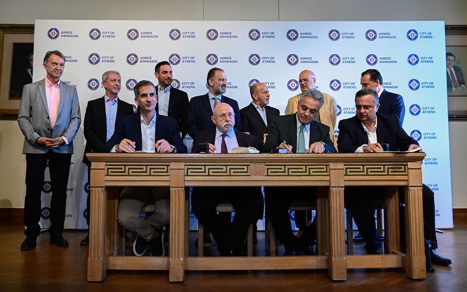 Έπεσαν οι υπογραφές για τον Βοτανικό Ο Παναθηναϊκός αποκτά το δικό του ...