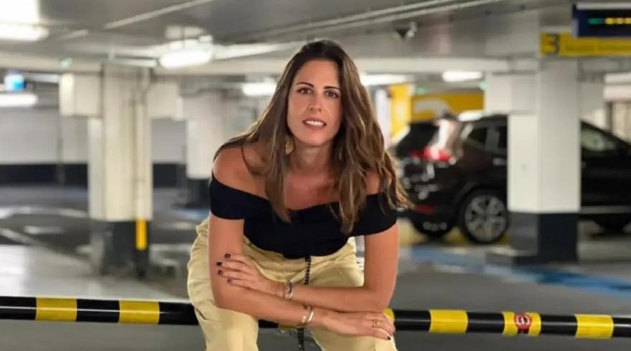 ΕΛΕΝΗ ΧΡΟΝΟΠΟΥΛΟΥ: ΤΟ ΧΡΟΝΙΚΟ ΜΙΑΣ ΚΟΤΣΑΝΑΣ, ΠΟΥ ΠΡΟΣΠΑΘΕΙ ΝΑ ΜΑΖΕΨΕΙ ...