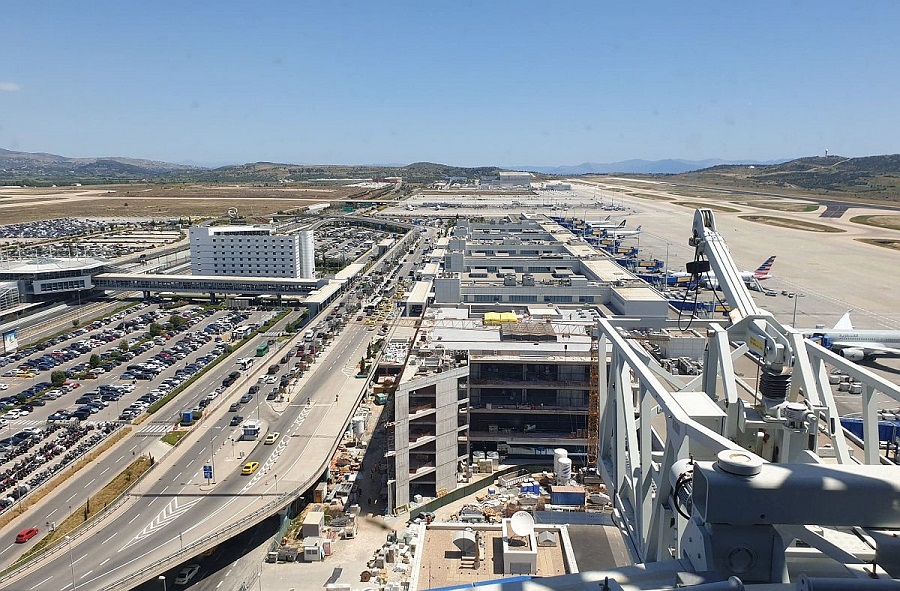 Συναγερμός στο «Ελ. Βενιζέλος» – Αεροσκάφος έκανε αναγκαστική ...