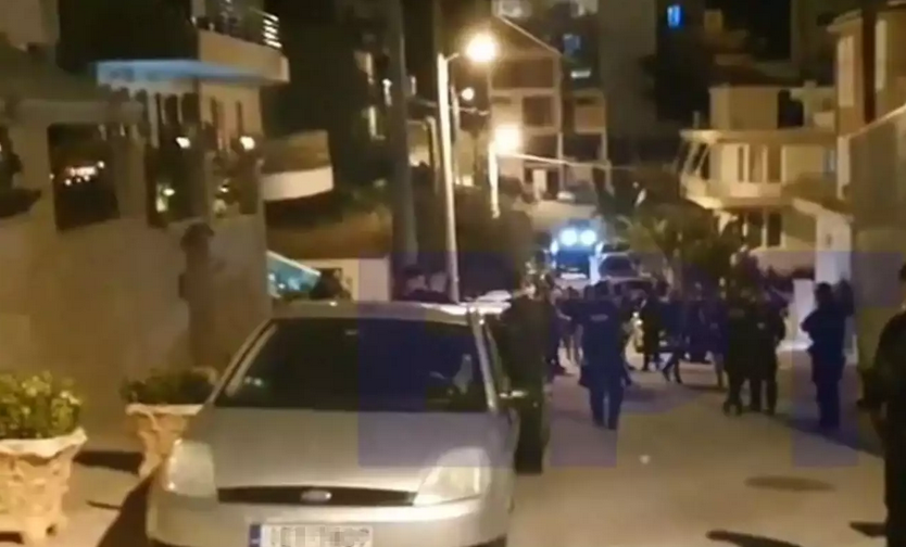 ΑΥΤΟΙ ΕΙΝΑΙ ΟΙ ΝΕΚΡΟΙ ΜΑΦΙΟΖΟΙ ΤΟΥ ΚΟΡΥΔΑΛΛΟΥ!! ΔΥΟ ΤΑ ΚΑΛΑΣΝΙΚΟΦ ΤΗΣ ...
