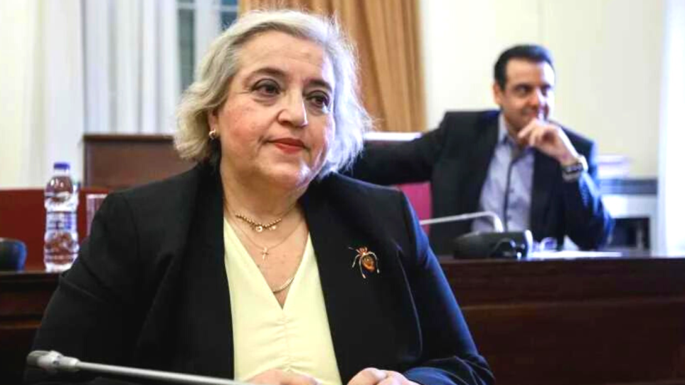 Η “ΥΠΑΛΛΗΛΟΣ” ΤΩΝ ΗΠΑ ΚΑΙ ΚΟΛΛΗΤΗ ΤΗΣ ΟΙΚΟΓΕΝΕΙΑΣ, ΑΛΕΞΑΝΔΡΑ ...