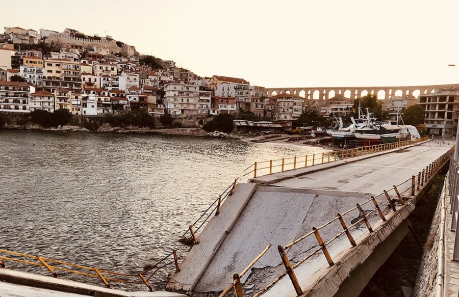 Ποια Πάτρα; Από το 2018 παραμένει διαλυμένη η γέφυρα της Καβάλας! Το ...