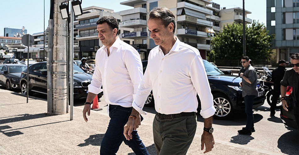 ΛΑΟΣ, ΕΘΕΛΟΝΤΕΣ, ΤΟΥΡΙΣΤΕΣ ΠΑΛΕΥΟΥΝ ΜΟΝΟΙ ΤΟΥΣ ΣΕ ΕΝΑ ΚΡΑΤΟΣ ΥΠΟ ...