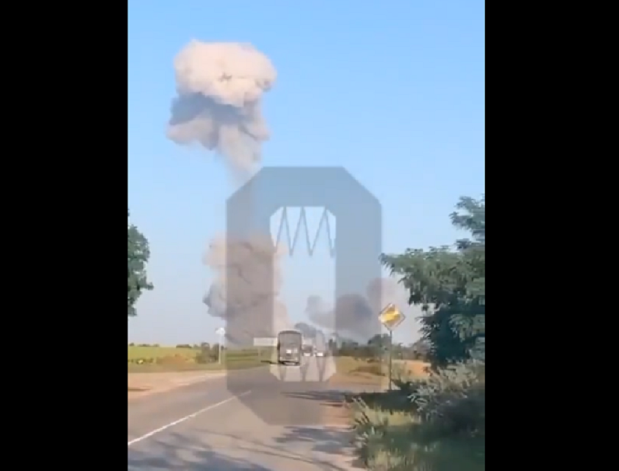 Ρωσία: Ουκρανική επίθεση με drone σε αποθήκη πυρομαχικών στην Κριμαία ...