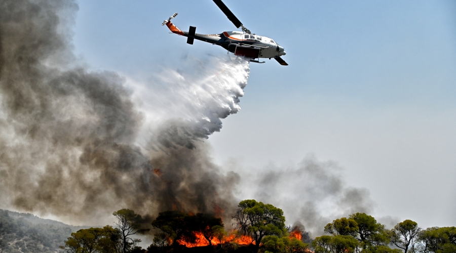 Ο ΦΟΒΟΣ ΦΥΛΑΕΙ ΤΑ ΕΡΜΑ! ΑΝΔΡΑΣ ΕΙΔΕ ΣΚΟΝΗ ΑΠΟ ΕΡΓΑΣΙΕΣ ΚΑΙ ΚΑΛΕΣΕ ΤΗΝ ...