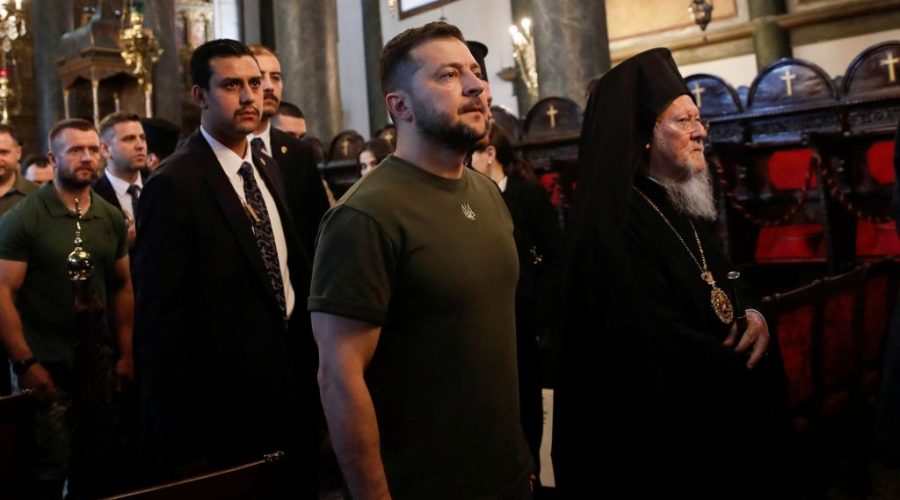 ΖΕΛΕΝΣΚΙ, Ο ΠΟΡΘΗΤΗΣ! Ο ΒΑΡΘΟΛΟΜΑΙΟΣ ΘΡΟΝΙΑΣΕ ΤΗΝ ΜΕΓΑΛΗ ΠΟΡΝΗ ΤΗΣ ...