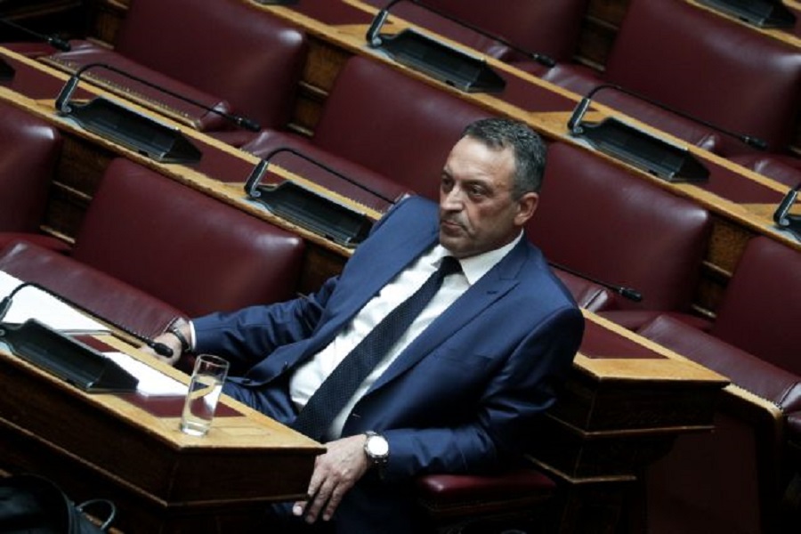 ΧΑΜΟΣ! ΒΟΥΛΕΥΤΕΣ ΣΠΑΡΤΙΑΤΩN: «ΠΙΟΝΙ ΤΗΣ ΝΕΑΣ ΔΗΜΟΚΡΑΤΙΑΣ Ο ΣΤΙΓΚΑΣ ...