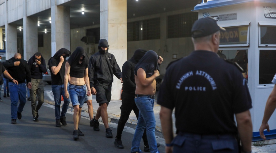 ΣΤΟΝ ΕΙΣΑΓΓΕΛΕΑ ΟΙ 94 ΚΡΟΑΤΕΣ ΣΥΛΛΗΦΘΕΝΤΕΣ ΓΙΑ ΤΗ ΔΟΛΟΦΟΝΙΑ ΤΟΥ ΜΗΧΑΛΗ ...