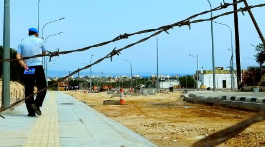Τουρκοκύπριοι επιτέθηκαν σε δυνάμεις του ΟΗΕ που εμπόδιζαν τις ...