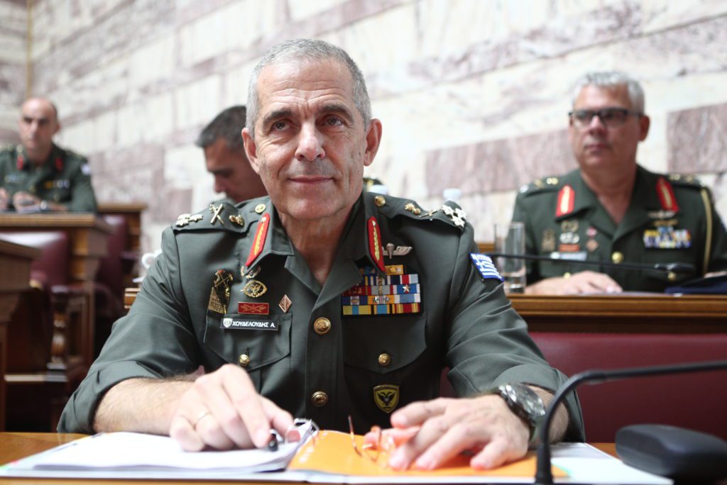 Boυβαμάρα! Το αμίλητο νερό ήπιαν αρχηγός ΓΕΣ και υφυπουργός Άμυνας για ...