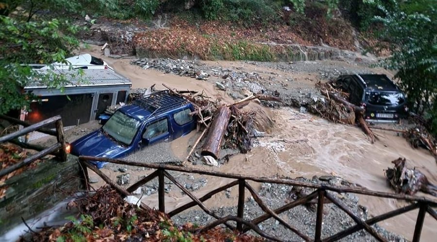 ΤΟ ΠΡΩΤΟ ΘΥΜΑ ΤΗΣ ΚΑΚΟΚΑΙΡΙΑΣ – ΕΝΑΣ ΝΕΚΡΟΣ ΣΤΟΝ ΒΟΛΟ ΠΟΥ ΚΑΤΑΠΛΑΚΩΘΗΚΕ ...