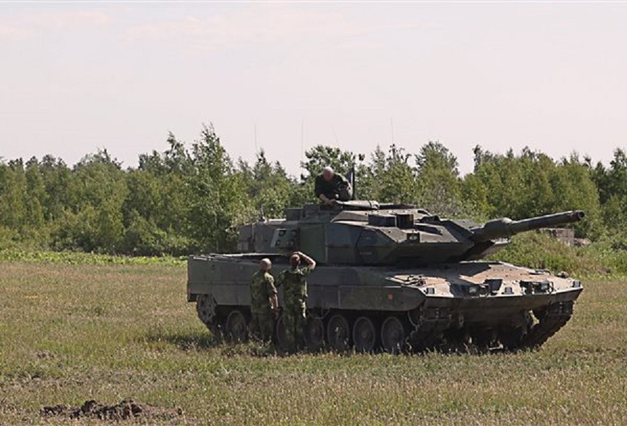 ΚΑΤΑΣΤΡΑΦΗΚΑΝ ΟΛΑ ΤΑ ΣΟΥΗΔΙΚΑ LEO2 ΣΤΗΝ ΟΥΚΡΑΝΙΑ – ΔΕΝ ΤΑ ΕΣΩΣΕ Η ...