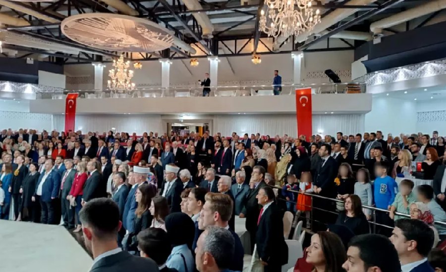 ΝΕΑ ΠΡΟΚΛΗΣΗ ΣΤΗΝ ΚΑΡΔΙΑ ΤΗΣ ΘΡΑΚΗΣ: ΓΙΟΡΤΑΣΑΝ ΤΗΝ ΤΟΥΡΚΙΚΗ ΔΗΜΟΚΡΑΤΙΑ ...