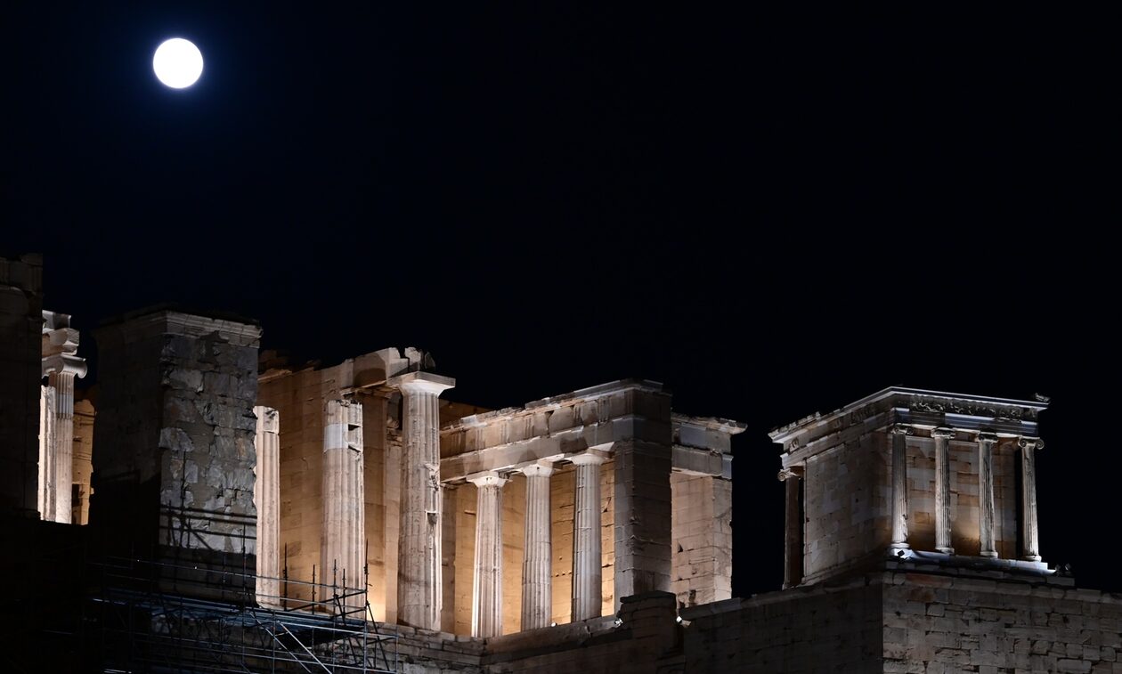 ΑΙΧΜΗΡΟ ΚΑΙ ΕΠΙΚΡΙΤΙΚΟ ΑΡΘΡΟ ΑΠΟ GUARDIAN: ΕΠΙΣΤΡΕΨΤΕ ΤΑ ΜΑΡΜΑΡΑ ΤΟΥ ...