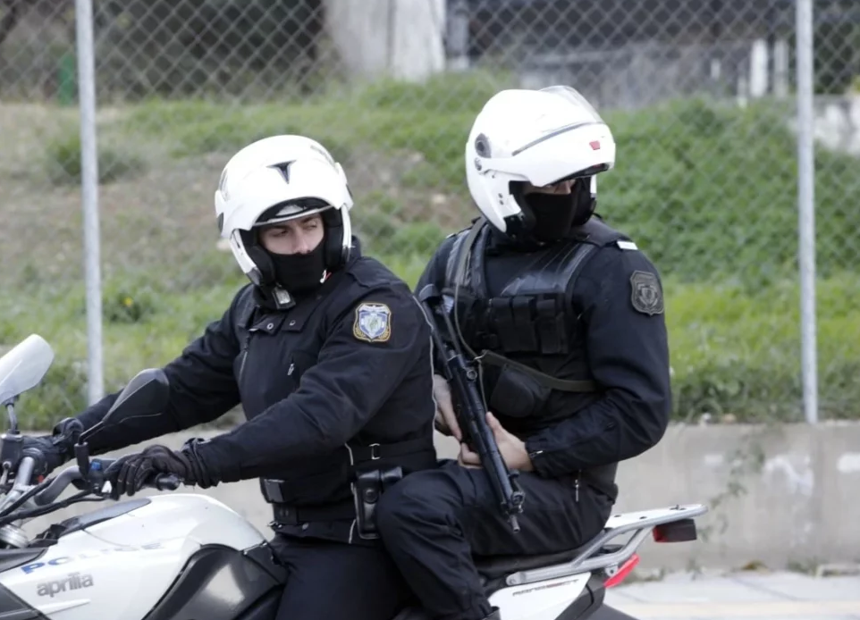 ΠΑΝΩ ΑΠ’ ΟΛΑ ΤΟ “ΦΑΙΝΕΣΘΑΙ” ΓΙΑ ΤΟΝ ΜΗΤΣΟΤΑΚΗ!!! «Φούσκα» η αποδέσμευση ...