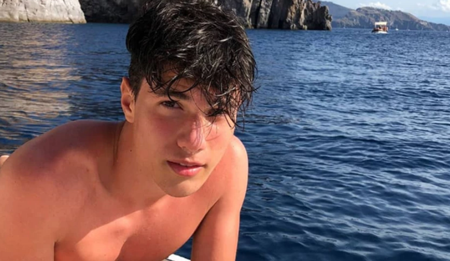 Ο «πιο όμορφος άντρας της Ιταλίας» παρατάει το μόντελινγκ για να γίνει ...