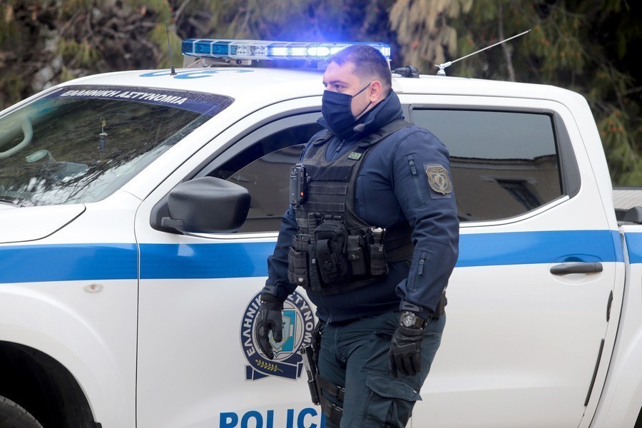 Ένοπλη ληστεία στη Γλυφάδα – Συνελήφθησα δύο Αλβανοί – Makeleio.gr
