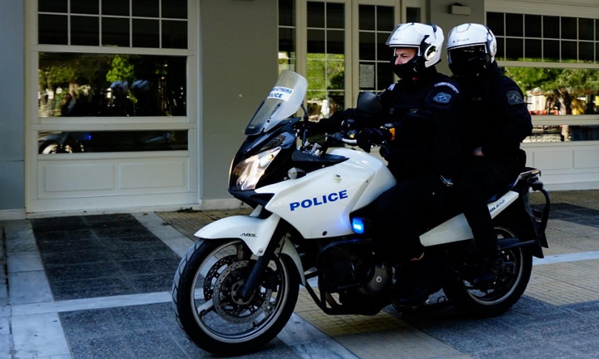 ΠΑΡΑΛΙΓΟ ΝΕΑ ΤΡΑΓΩΔΙΑ ΜΕ ΑΣΤΥΝΟΜΙΚΟ – Γ#ΦΤΟΙ ΕΚΑΝΑΝ ΓΗΣ ΜΑΔΙΑΜ ΤΗΝ ...