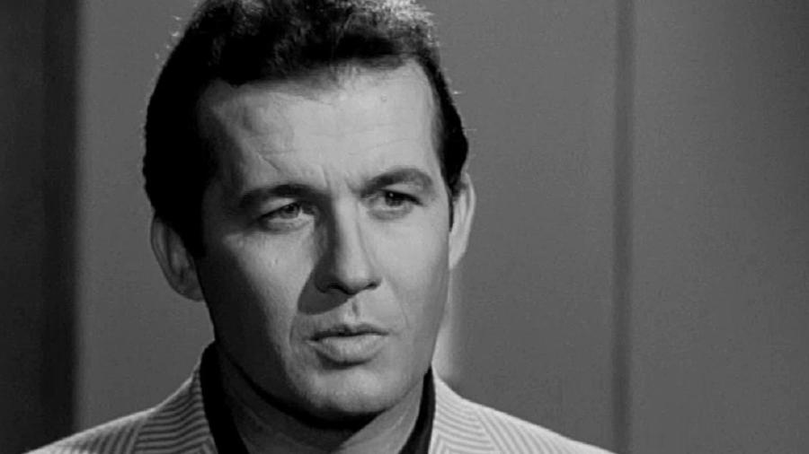 «Γνωρίζετε κάποιον κ. Γληνό;»: H ερώτηση του δημοσιογράφου που ...