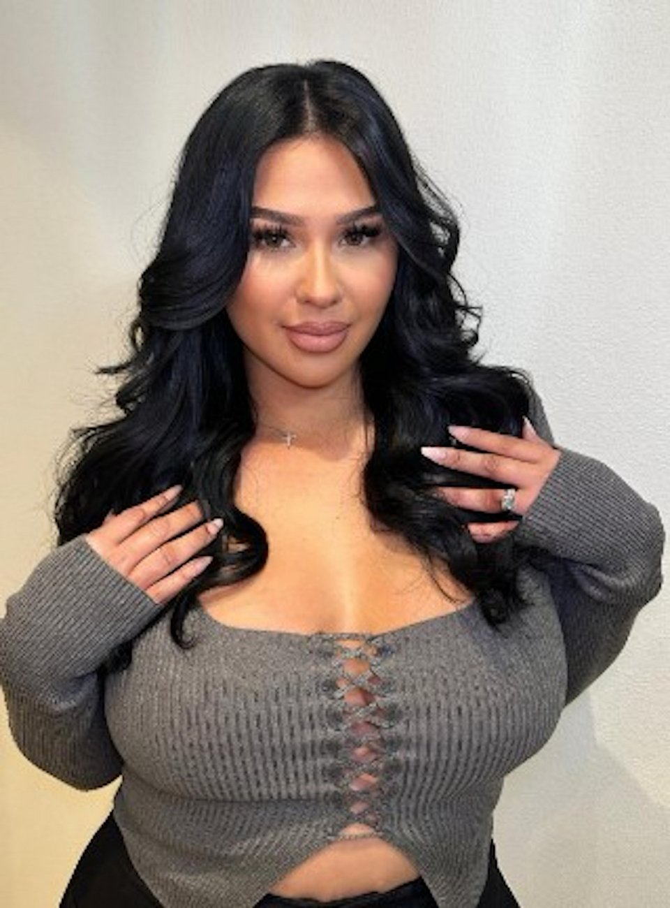 Εγκλημα-σοκ: Μια influencer από την Χαβάη δολοφονήθηκε μπροστά στα μάτια της κόρης της -Την ...