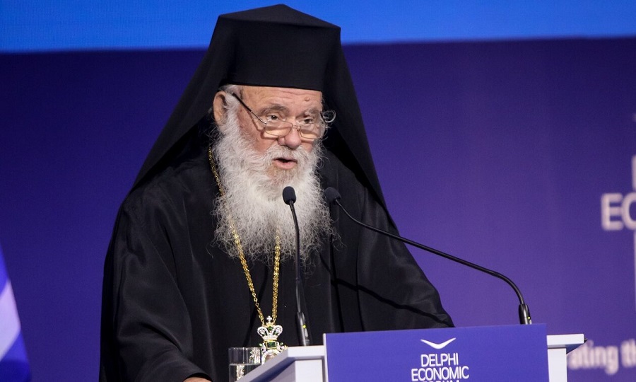 ΦΙΛΟΜΗΤΣΟΤΑΚΙΚΟΣ ΚΑΙ ΛΙΓΟΣ! ΠΕΤΑΕΙ ΤΗΝ ΜΠΑΛΑ ΣΤΗΝ ΕΞΕΔΡΑ Ο ΙΕΡΩΝΥΜΟΣ ...