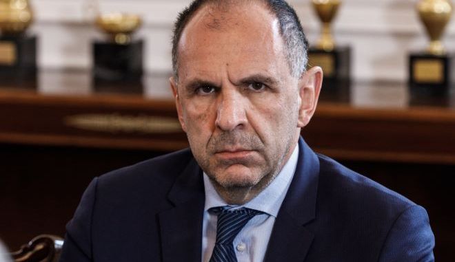 ΙΧΝΟΣ ΝΤΡΟΠΗΣ ΑΠΟ ΤΟΝ… ΣΚΥΦΤΟΥΛΗ ΓΕΡΑΠΕΤΡΙΤΗ: ΥΜΝΗΣΕ ΤΗΝ ΟΥΚΡΑΝΙΑ ΚΑΙ ...