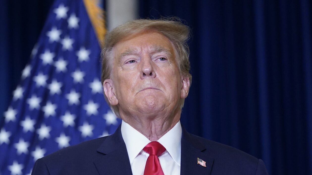 Τραμπ: Oι HΠΑ θα βυθιστούν στο χάος αν συνεχιστούν οι διώξεις εναντίον ...