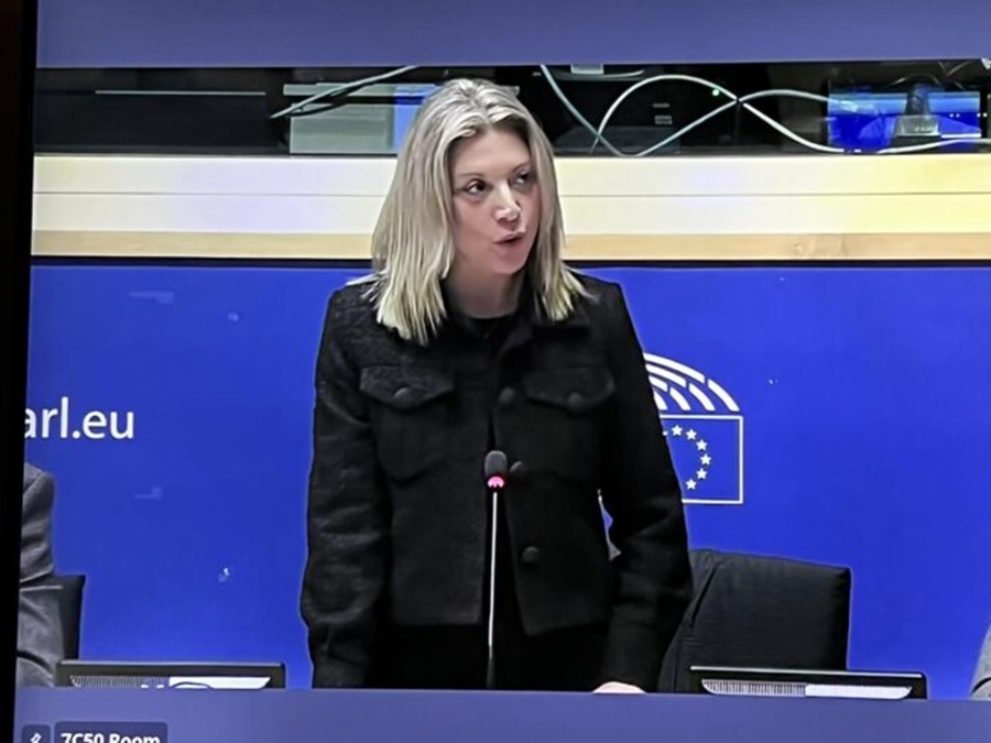 ΣΥΓΚΛΟΝΙΣΕ Η ΜΑΡΙΑ ΚΑΡΥΣΤΙΑΝΟΥ ΑΠΟ ΤΙΣ ΒΡΥΞΕΛΛΕΣ: «ΤΑ ΤΕΜΠΗ ΔΕΝ ΗΤΑΝ ...