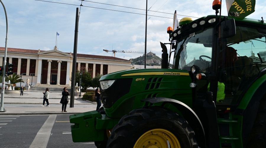 ΗΡΘΑΝ ΧΙΛΙΑΔΕΣ ΚΑΙ ΚΑΛΑ ΕΚΑΝΑΝ, ΔΙΑΔΗΛΩΣΑΝ, ΗΠΙΑΝ ΜΕΤΑ ΚΑΙ ΤΙΣ ΜΠΥΡΕΣ ...