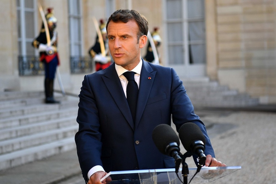 Ο MACRON ΦΕΡΝΕΙ ΤΗΝ ΚΟΛΑΣΗ ΣΤΗ ΓΗ: ΤΟ ΕΝΝΟΩ, ΟΤΑΝ ΜΙΛΑΩ ΓΙΑ ΑΠΟΣΤΟΛΗ ...