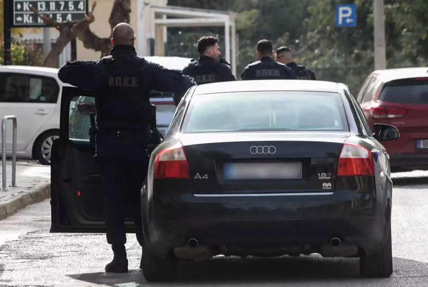 ΠΟΙΝΙΚΕΣ ΔΙΩΞΕΙΣ ΣΤΟΥΣ 4 ΣΥΛΛΗΦΘΕΝΤΕΣ ΓΙΑ ΕΚΡΗΚΤΙΚΑ ΚΑΙ ΟΠΛΑ ...