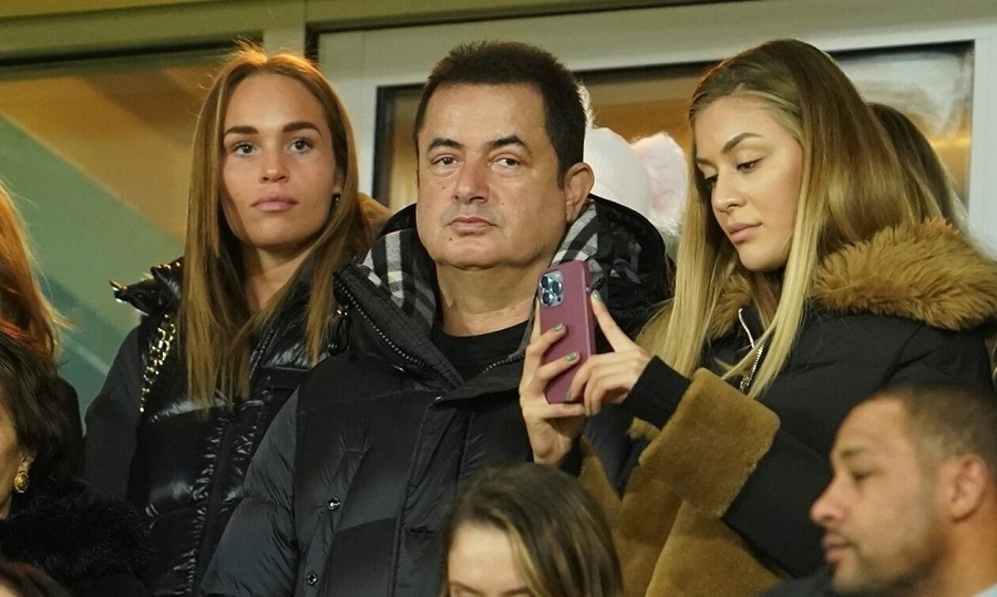 ΑΤΖΟΥΝ: Ο ΑΝΘΡΩΠΟΣ ΤΟΥ ΕΡΝΤΟΓΑΝ ΣΥΝΑΝΤΗΘΗΚΕ ΜΕ ΤΟΝ ΠΡΟΕΔΡΟ ΤΗΣ UEFA ...