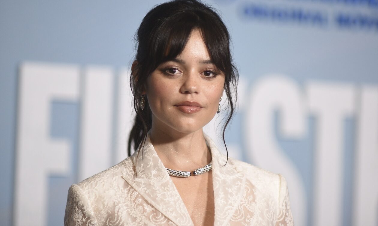 Χαμός στο Twitter με τις ερωτικές σκηνές της 21χρονης Τζένα Ορτέγκα με 52χρονο ηθοποιό – Makeleio.gr