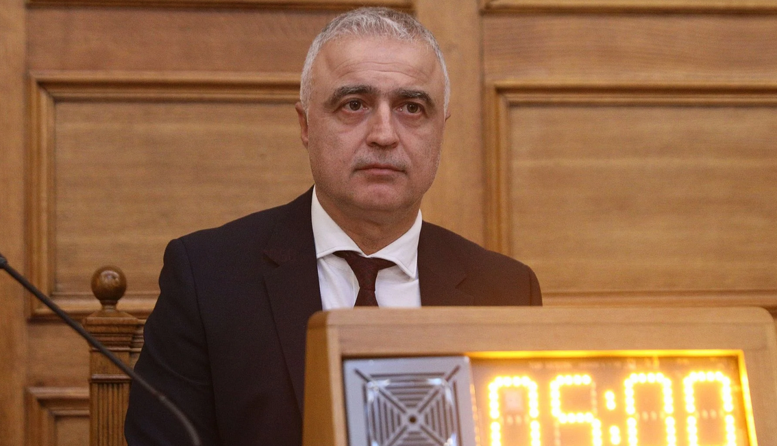 ΠΟΙΟΣ ΕΙΝΑΙ ΑΥΤΟΣ Ο ΠΟΥΘΕΝΑΣ;;; Σάλος με τις προκλητικές δηλώσεις ...