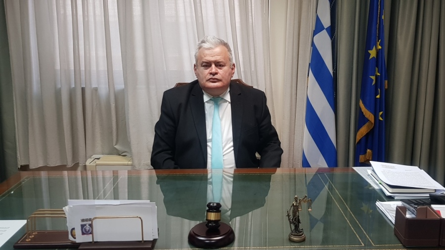 ΕΠΙΣΤΡΑΤΕΥΣΑΝ ΔΙΚΑΣΤΗ ΓΙΑ ΝΑ “ΜΑΛΩΣΕΙ” ΤΗΝ ΕΥΡΩΠΑΙΑ ΕΙΣΑΓΓΕΛΕΑ ΠΟΥ ...
