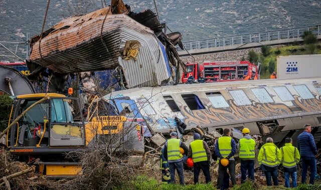 ΠΟΛΙΤΙΚΑ ΑΝΔΡΕΙΚΕΛΑ!Η ΚΥΒΕΡΝΗΣΗ ΤΩΝ Α(Χ)ΡΗΣΤΩΝ “ΚΛΕΙΝΕΙ” ΤΗΝ ΥΠΟΘΕΣΗ ...