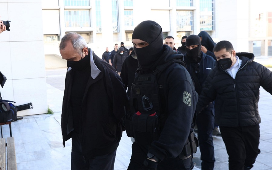 ΥΠΟΘΕΣΗ ΠΑΙΔΟΒΙΑΣΜΟΥ ΚΑΙ ΜΑΣΤΡΟΠΕΙΑΣ ΣΤΟΝ ΚΟΛΩΝΟ: ΘΑ ΤΟ ΠΑΜΕ ΜΕΧΡΙ ...