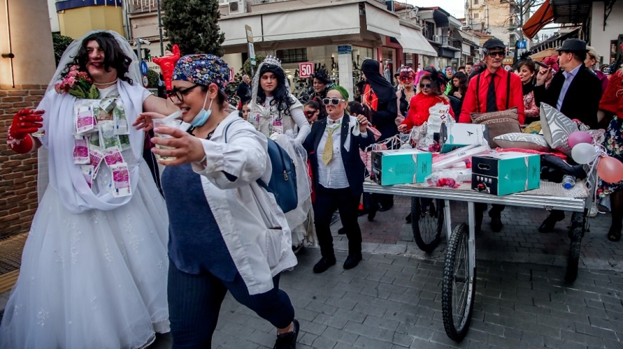 ΣΤΗΝ ΠΑΤΡΑ Η ΜΗΝΙΓΓΙΤΙΔΑ ΘΕΡΙΖΕΙ! ΣΤΗΝ ΚΑΛΑΜΑΤΑ ΕΠΙΣΗΣ! ΚΑΝΕΝΑ ΑΠΟΛΥΤΩΣ ...