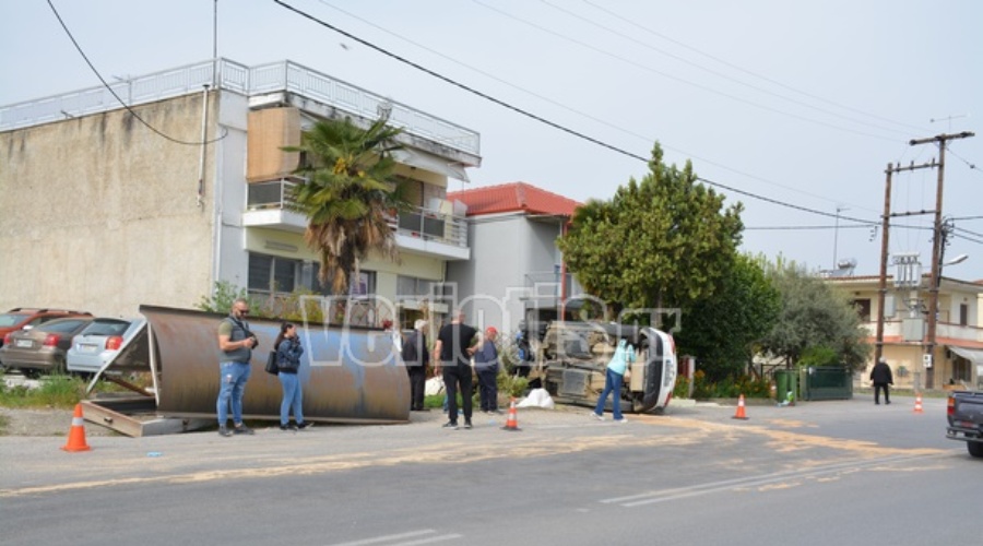 ΤΡΑΓΩΔΙΑ ΣΤΗ ΒΕΡΟΙΑ – ΔΥΟ ΓΥΝΑΙΚΕΣ ΝΕΚΡΕΣ ΑΠΟ ΑΥΤΟΚΙΝΗΤΟ ΠΟΥ ΕΠΕΣΕ ΣΕ ...