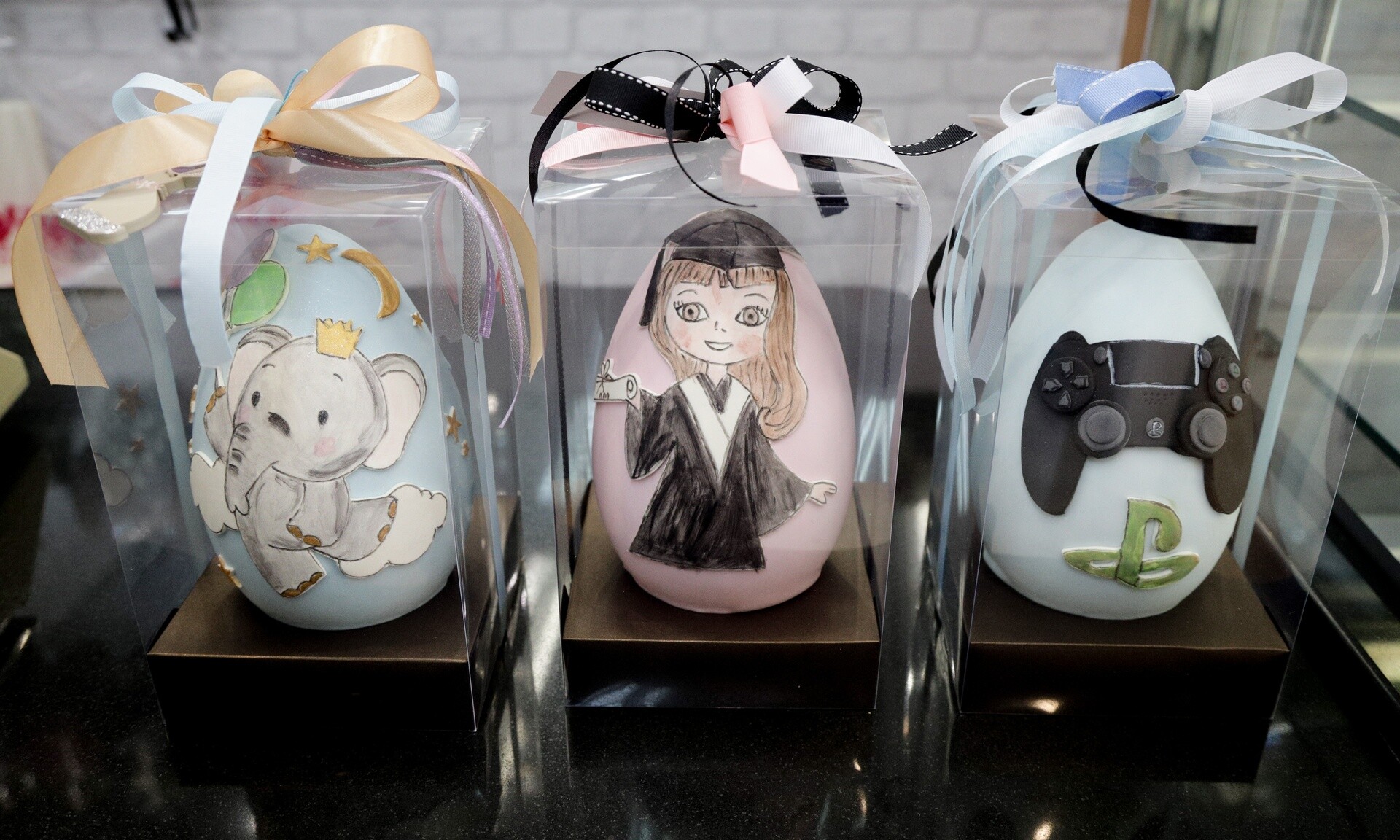 Ακρίβεια: Στα ύψη οι τιμές στα σοκολατένια αυγά – Σε τι τιμές ...