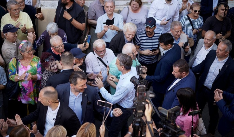 ΧΟΥΝΤΑ ΜΗΤΣΟΤΑΚΗ: ΤΡΑΜΠΟΥΚΙΣΑΝ ΑΚΟΜΑ ΚΑΙ ΤΗΝ ΚΟΡΗ ΤΟΥ Ν. ΠΛΑΚΙΑ ΠΟΥ ...