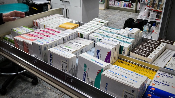 ΑΠΙΣΤΕΥΤΟ! Εκτός λίστας αποζημιώσεων τα δύο παυσίπονα – Από την τσέπη ...