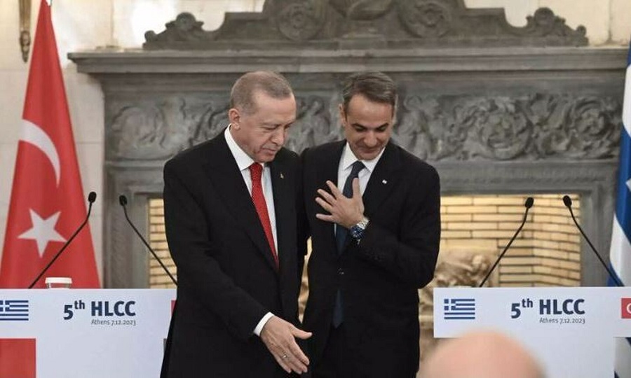 ΛΕΙΠΕΙ Ο ΜΑΡΤΗΣ ΑΠΟ ΤΗΝ ΣΑΡΑΚΟΣΤΗ; ΠΑΡΩΝ ΣΤΗ ΣΥΝΑΝΤΗΣΗ ΜΗΤΣΟΤΑΚΗ ...