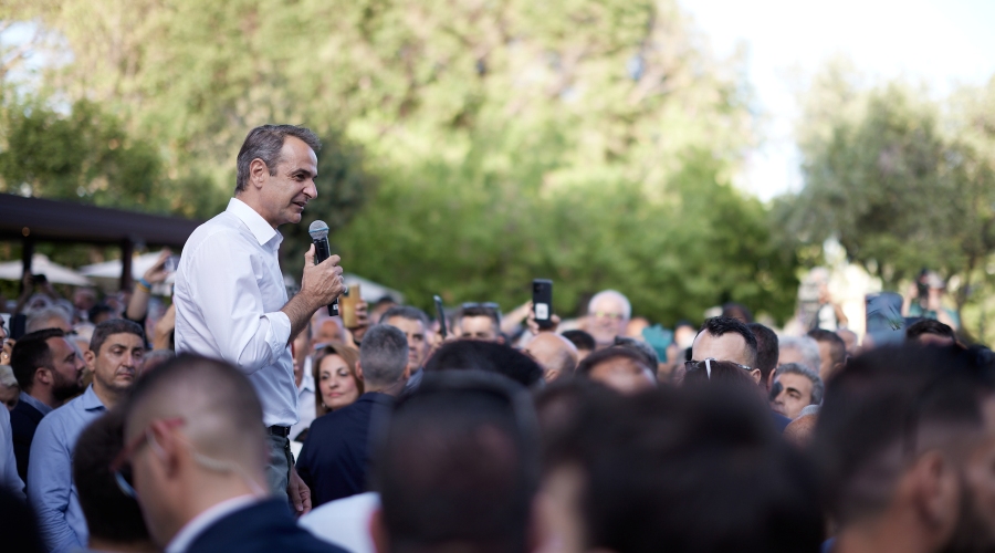 ΠΟΙΟΣ ΘΑ ΣΤΑΜΑΤΗΣΕΙ ΤΟΝ ΔΙΕΦΘΑΡΜΕΝΟ ΚΥΡΙΑΚΟ; ΧΡΗΣΙΜΟΠΟΙΕΙ ΤΟ ...