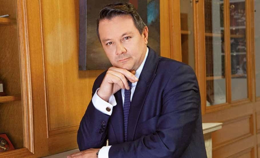 ΣΥΜΒΑΙΝΕΙ ΤΩΡΑ – ΤΑ ΠΗΡΕ ΣΤΟ ΚΡΑΝΙΟ Η ΑΔΕΙΛΙΝΗ – Η ΕΙΣΑΓΓΕΛΕΑΣ ΚΑΙ H ...